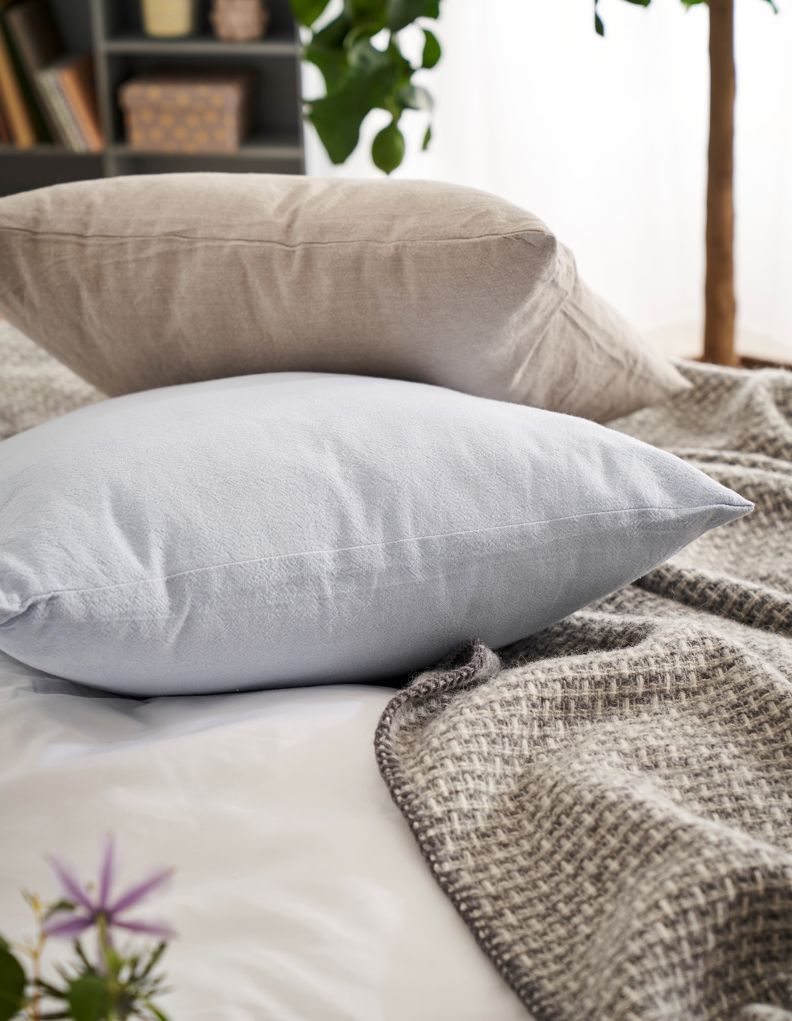 Textiles | Decorate with soft home textiles | Søstrene Grene