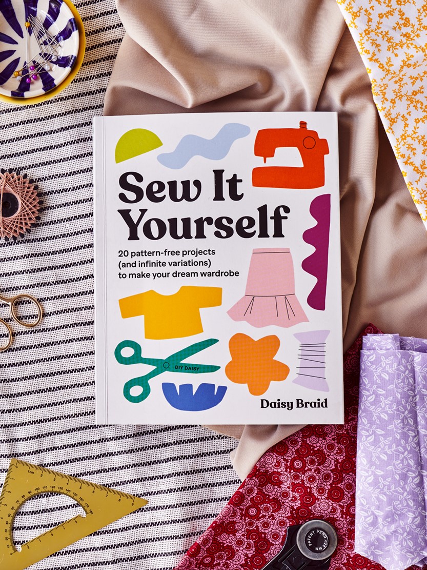 Sew it Yourself | Couverture rigide | Anglais | Søstrene Grene