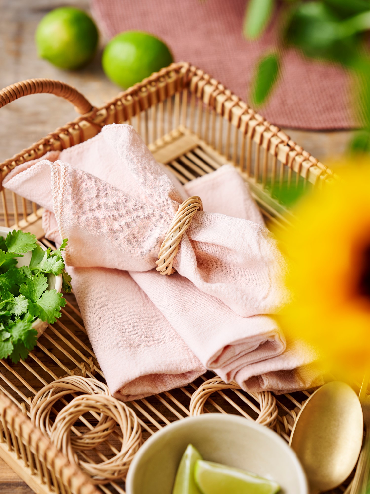 Table setting | Set a lovely table | Søstrene Grene