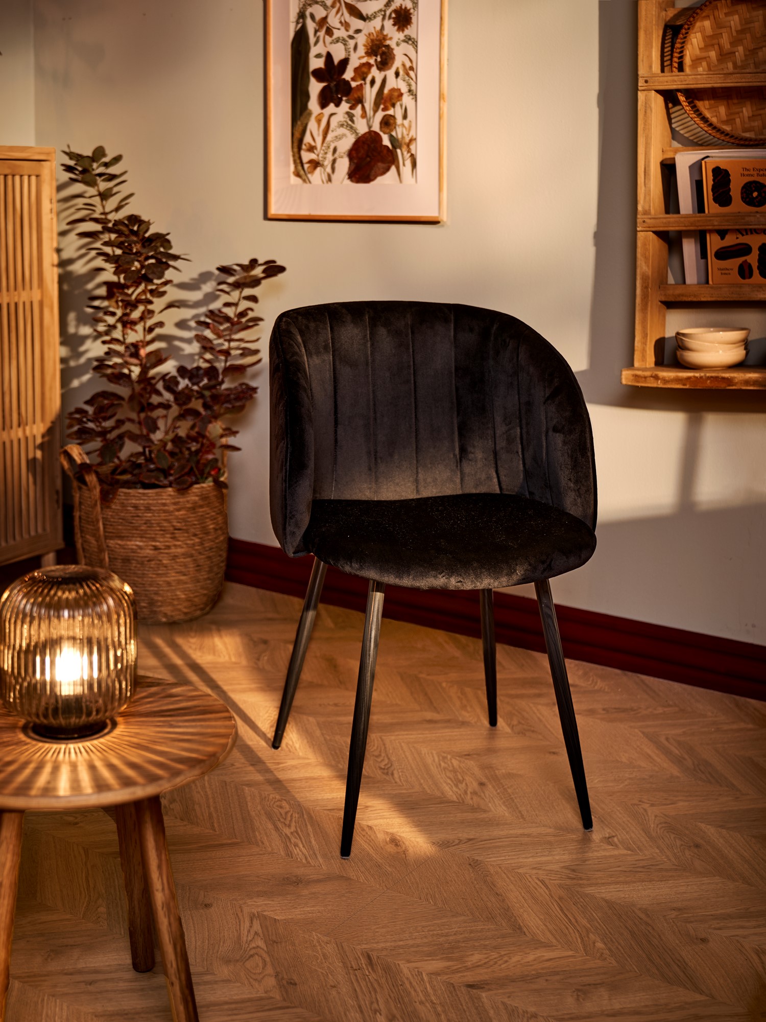 Stoler | Finn spisestoler og velurstoler | Søstrene Grene