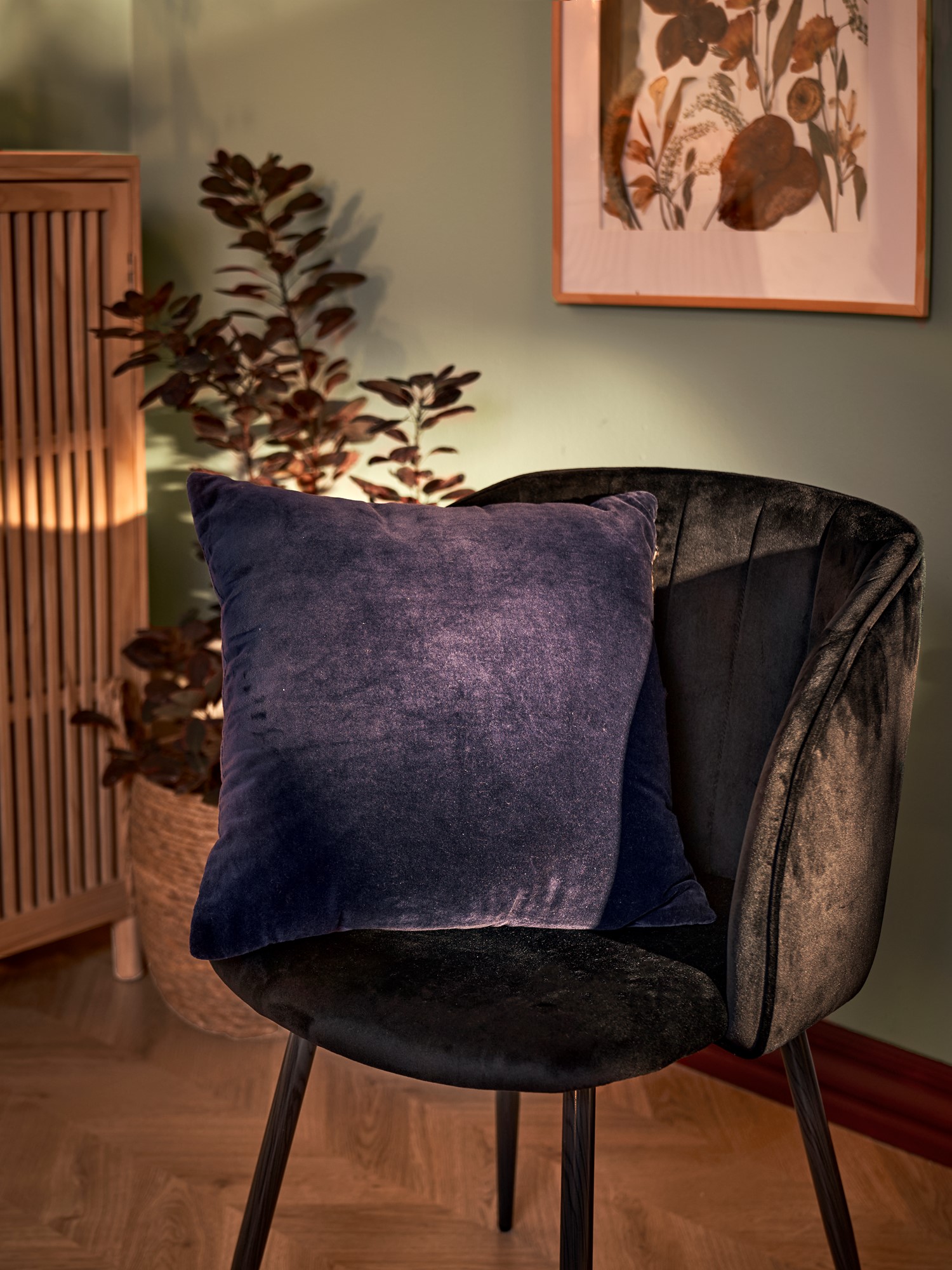 Kudde i sammet | Bomull/polyester. 45 x 45 cm. | Søstrene Grene