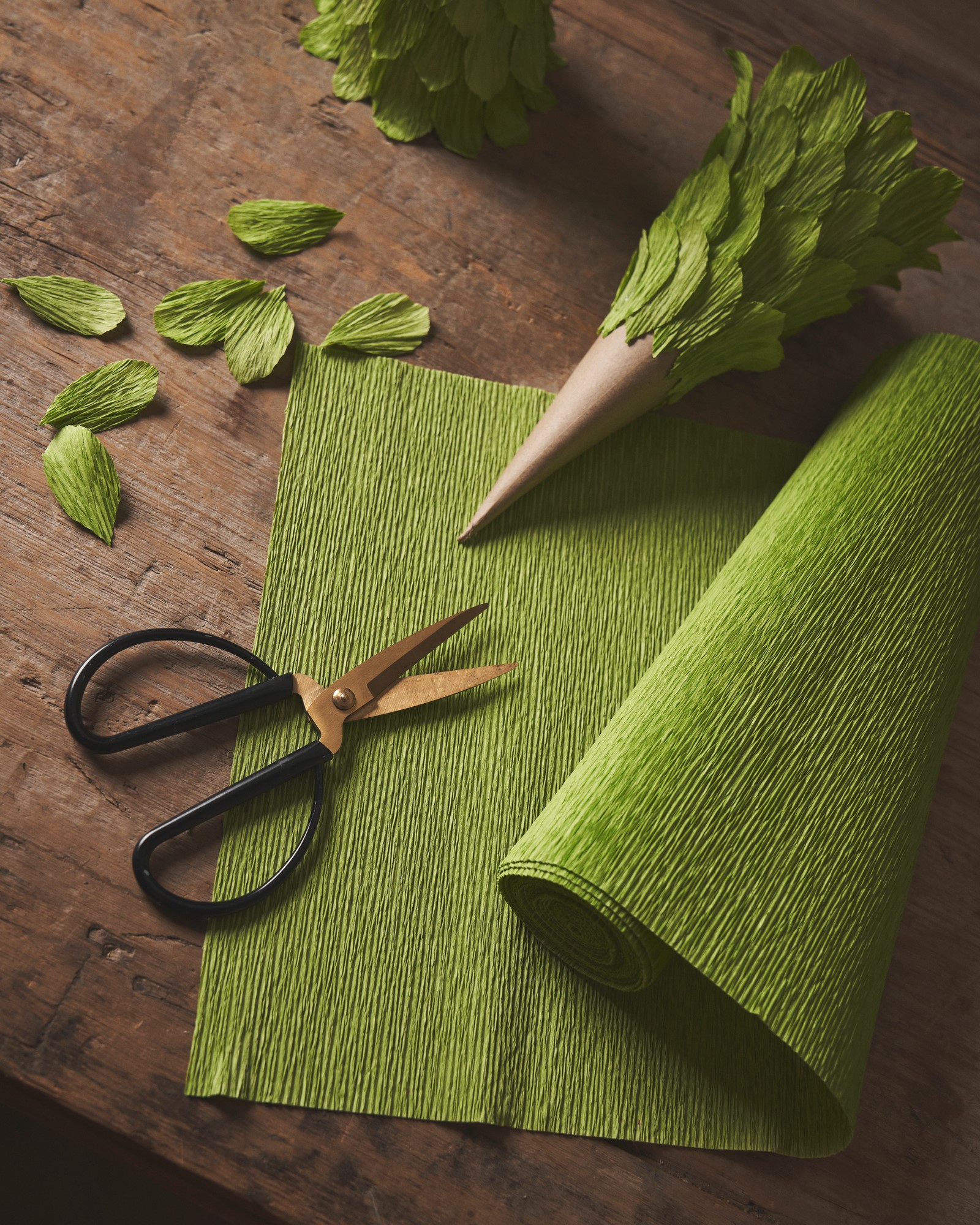 Kräppapper | Papper. 25 x 240 cm. | Søstrene Grene