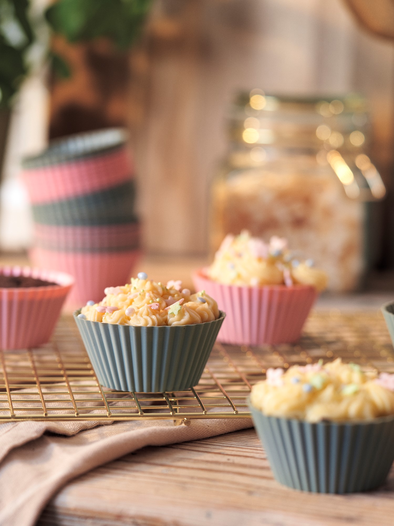 Muffin forms | Silicone. 12 pcs. | Søstrene Grene