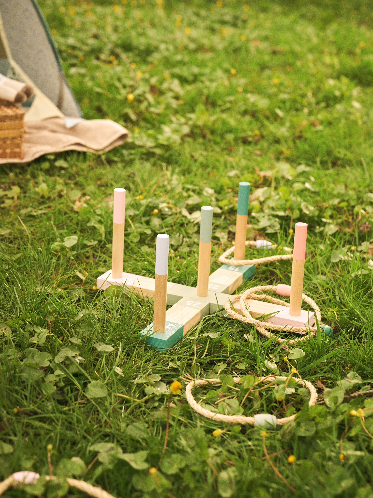 Outdoor play | Søstrene Grene