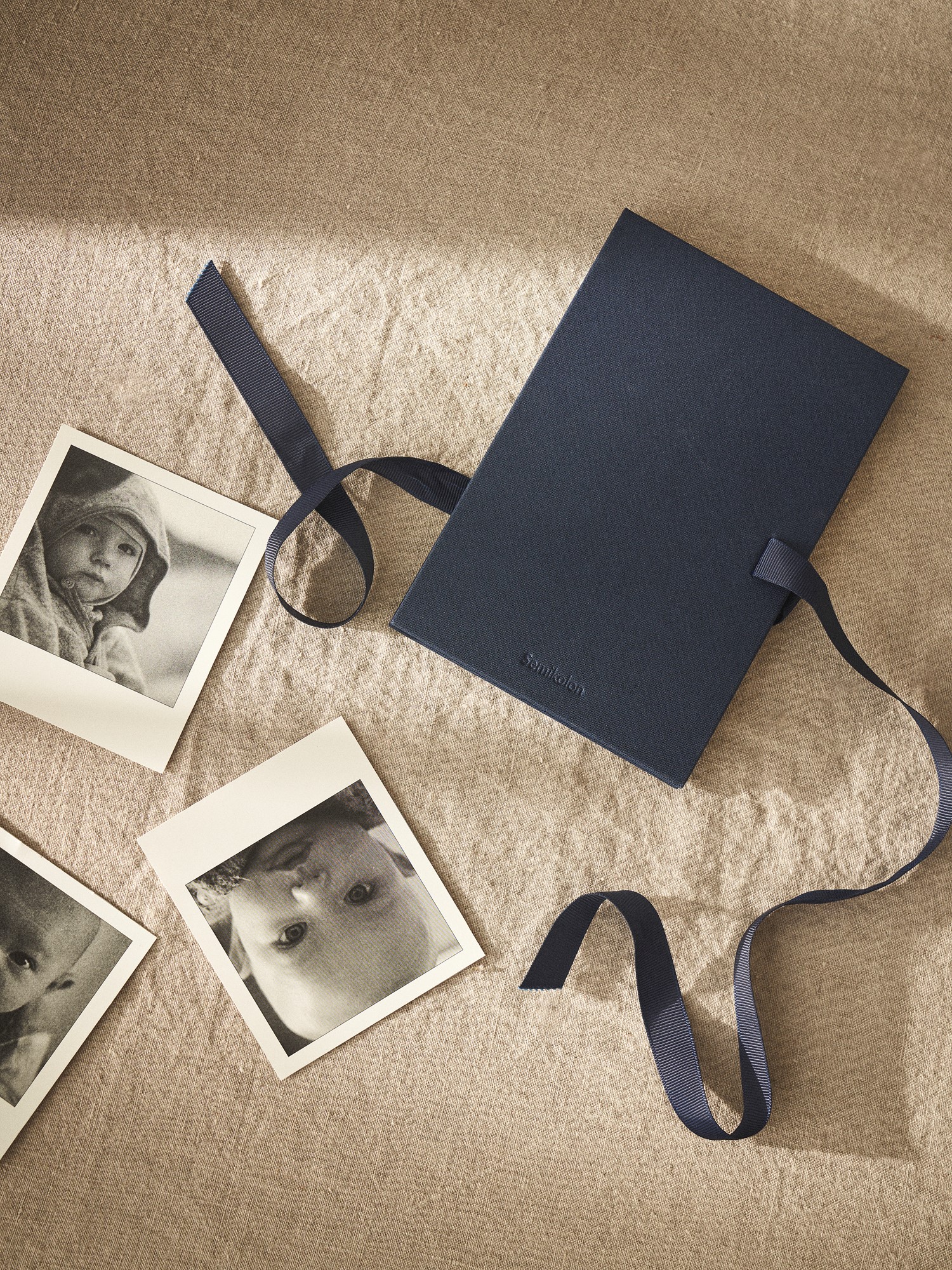 Fotoalbum | Papir/lærred. 12,2 x 17,7 cm. | Azure Blue | Semikolon