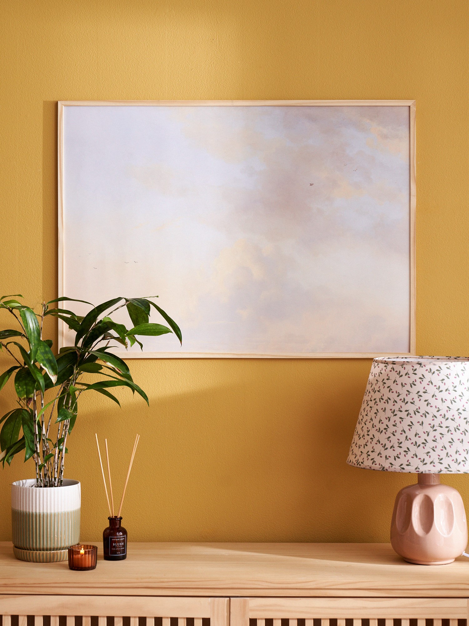 Frames and posters | Beautiful decoration for your walls | Søstrene Grene